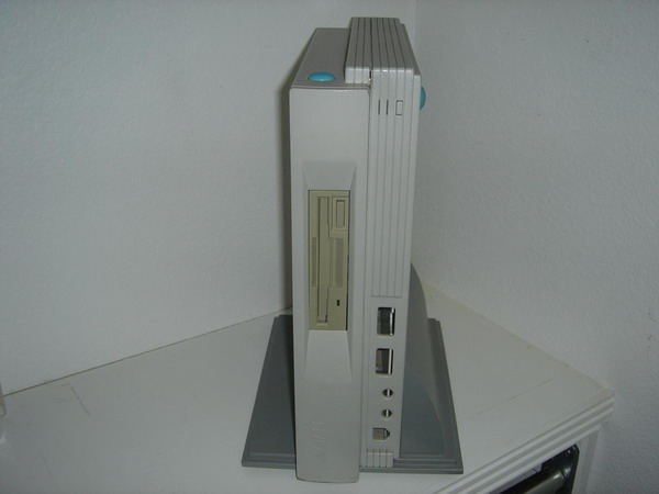 Atari Falcon 030, Falcon 040, FX-1 „Sparrow“, Microbox 030 - atarimuseum.de Atari Falcon 030, Falcon 040, FX-1 „Sparrow“, Microbox 030 - atarimuseum.de